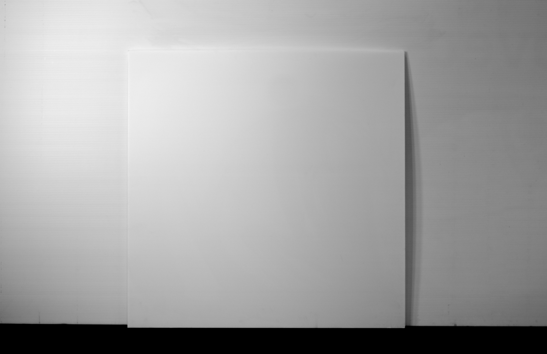 Material Solutions. Corriplast White 5.0 Sure Signs 914x914mm