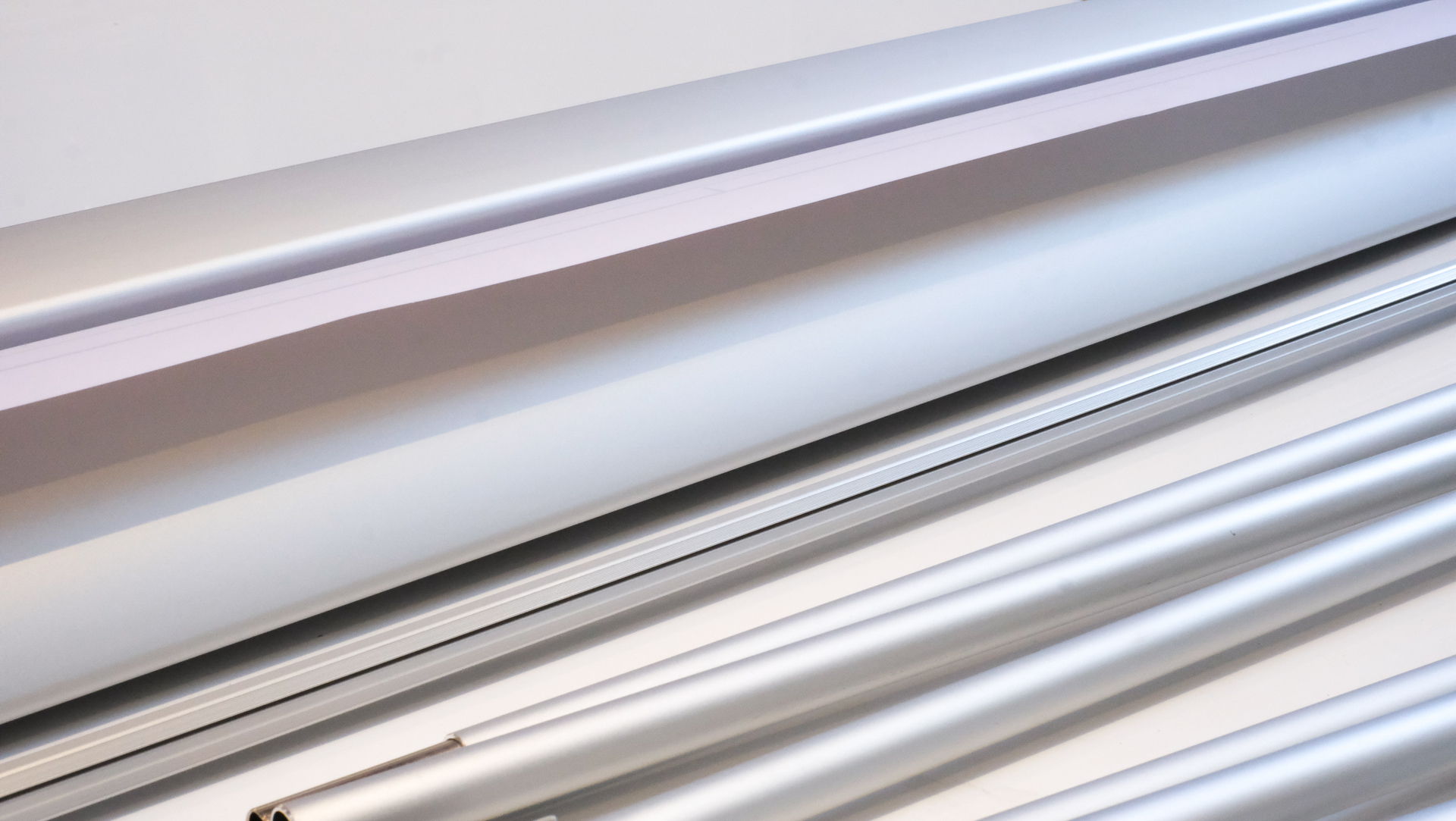 Material Solutions. bsmart Delux Roll Up Wide Base Changeable 850 x 2000mm